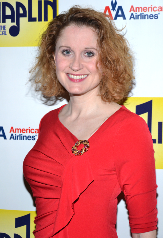 Christiane Noll Gets Belly Laughs in The Cottage - TheaterMania.com