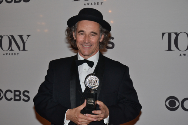 Celia Imrie, Janie Dee, Robert Glenister to Lead Cast of Old Vic’s ...