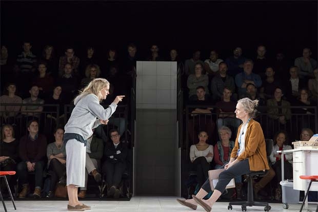 Duncan Macmillan's People, Places & Things, Starring Denise Gough ...