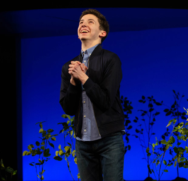16-Year-Old Andrew Barth Feldman Makes Broadway Debut as Evan Hansen ...
