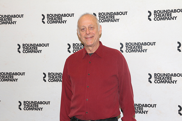 Beloved Stage Actor Mark Blum Dies of Coronavirus Complications at 69 ...