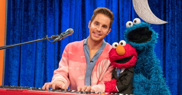 Ben Platt Sings a Duet With the Cookie Monster on Elmo's New Talk Show ...