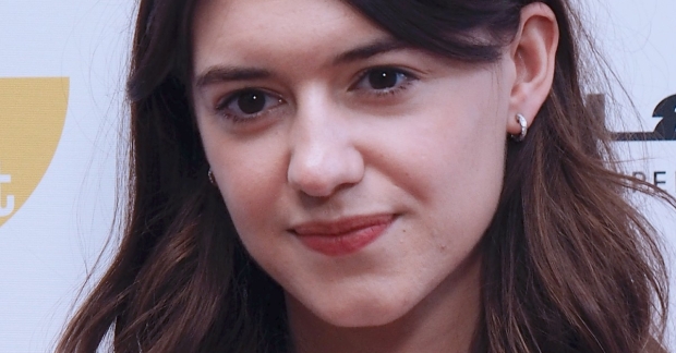 Daisy Edgar-Jones to Lead Film Version of Beautiful: The Carole King ...