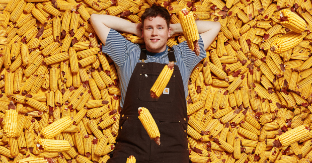 Grey Henson and More Complete Broadway Cast of Corn Musical Shucked ...