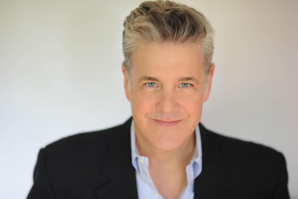 After Voicing Jafar in Disney's Film Aladdin, Jonathan Freeman Proudly Returns to the Role ...