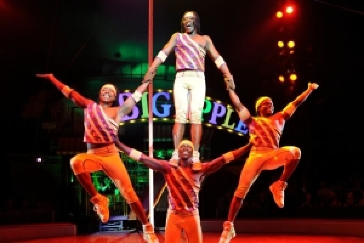 See Acrobats and Daredevils in Action at Big Apple Circus ...