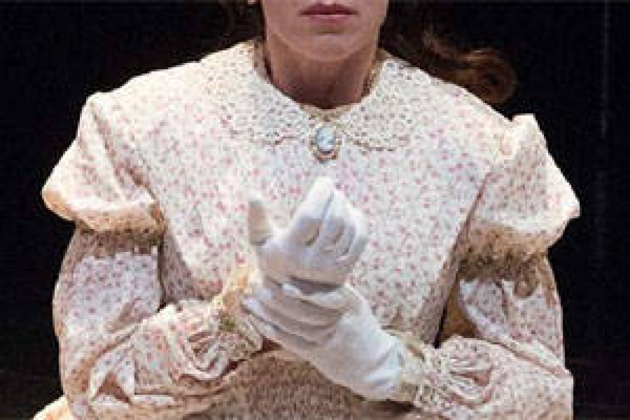 Fingersmith - TheaterMania.com