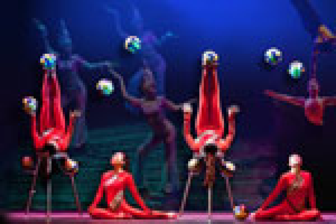 Golden Dragon Acrobats to Return to Queens Theatre - TheaterMania.com