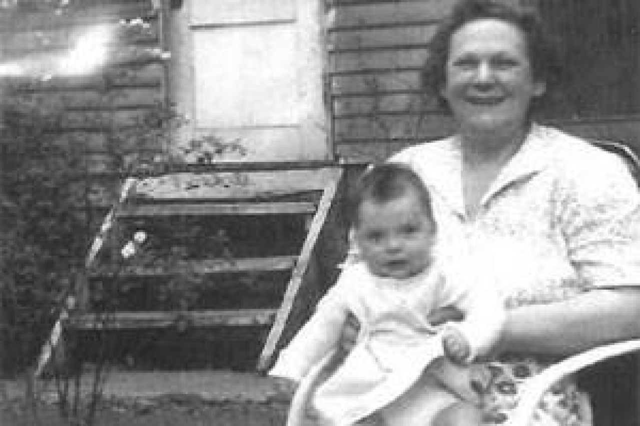 Only One Sophie Makes World Premiere at Illusion Theater - TheaterMania.com