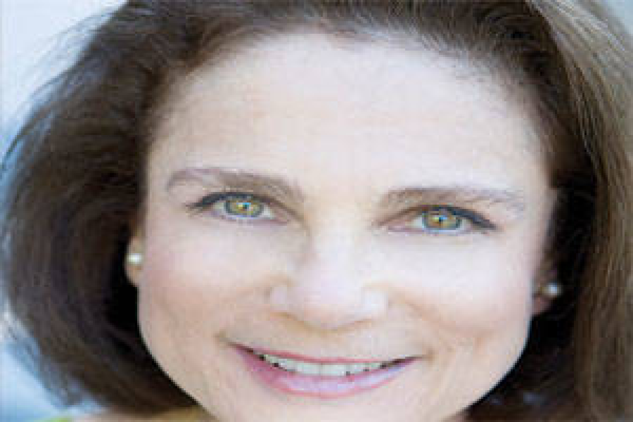 Tovah Feldshuh Goes Global With The Walking Dead While Getting Intimate ...