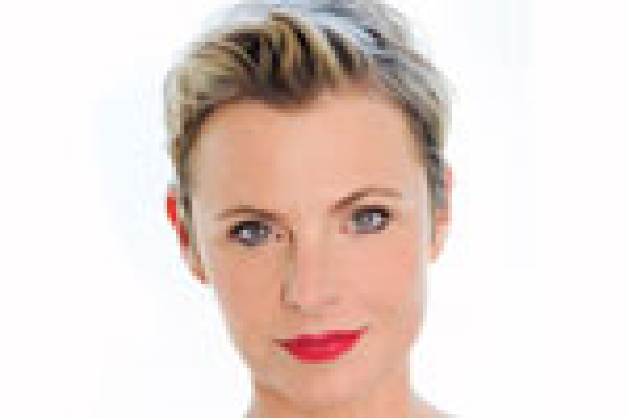 Angelica Page to Perform Turning Page, a Tribute to Mother Geraldine ...