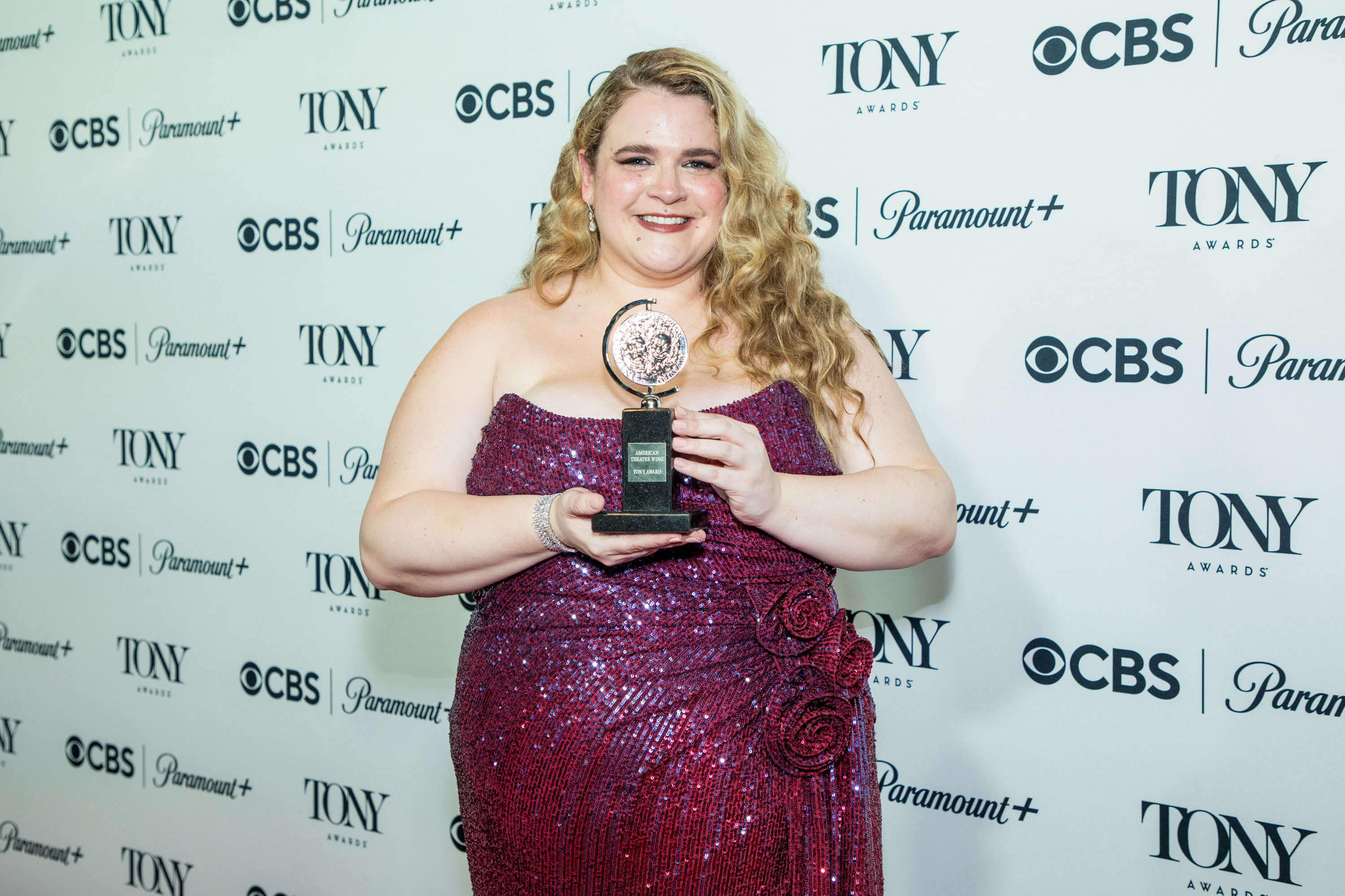 Bonnie Milligan Wins Her First Tony Award for Kimberly Akimbo ...