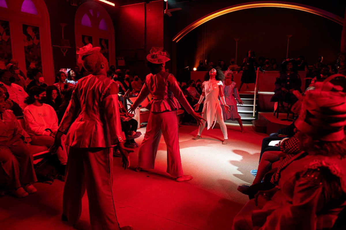 Review: (Pray) Takes Ars Nova to Church Off-Broadway - TheaterMania.com