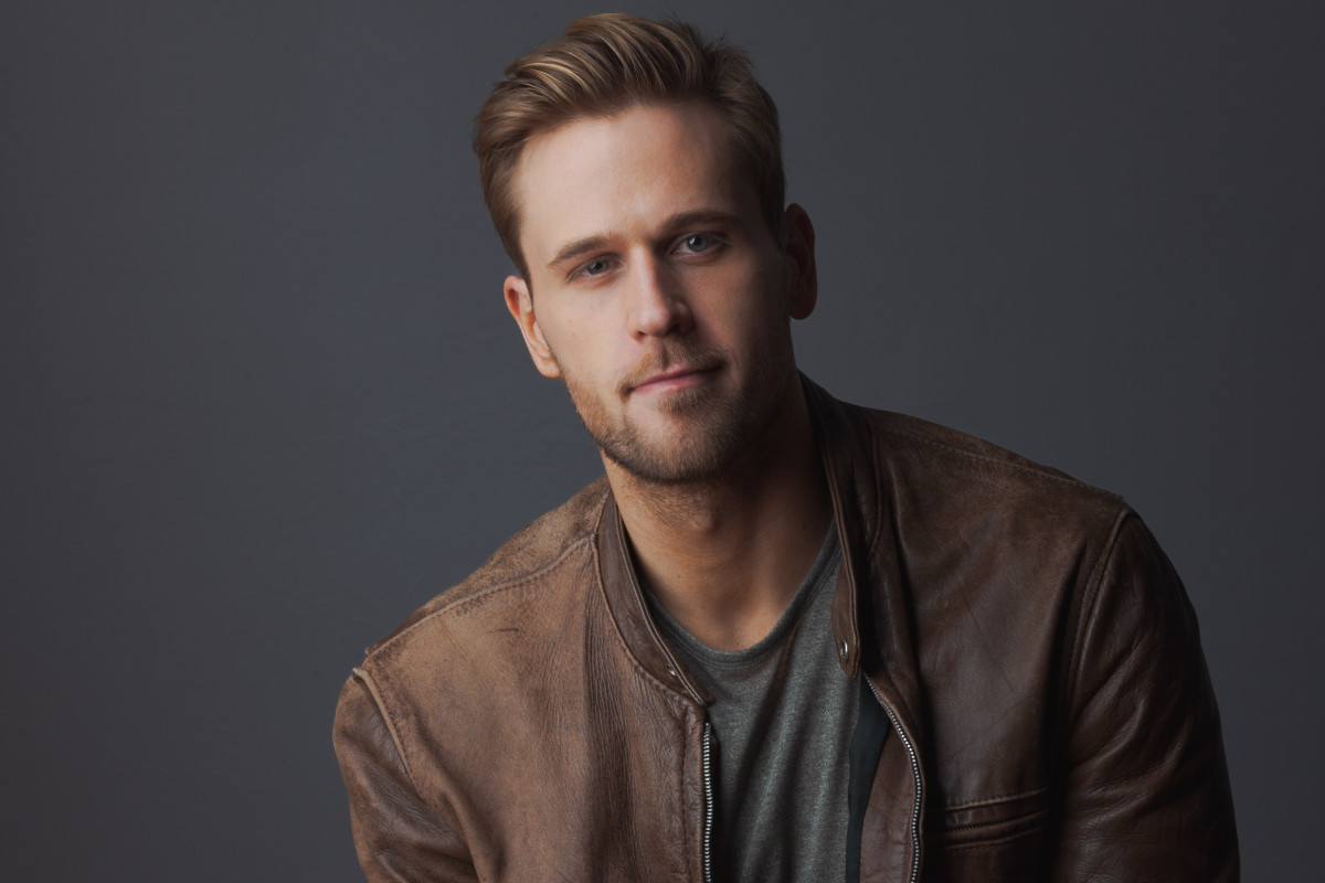 Younger’s Dan Amboyer Joins Lone Star Off-Broadway - TheaterMania.com