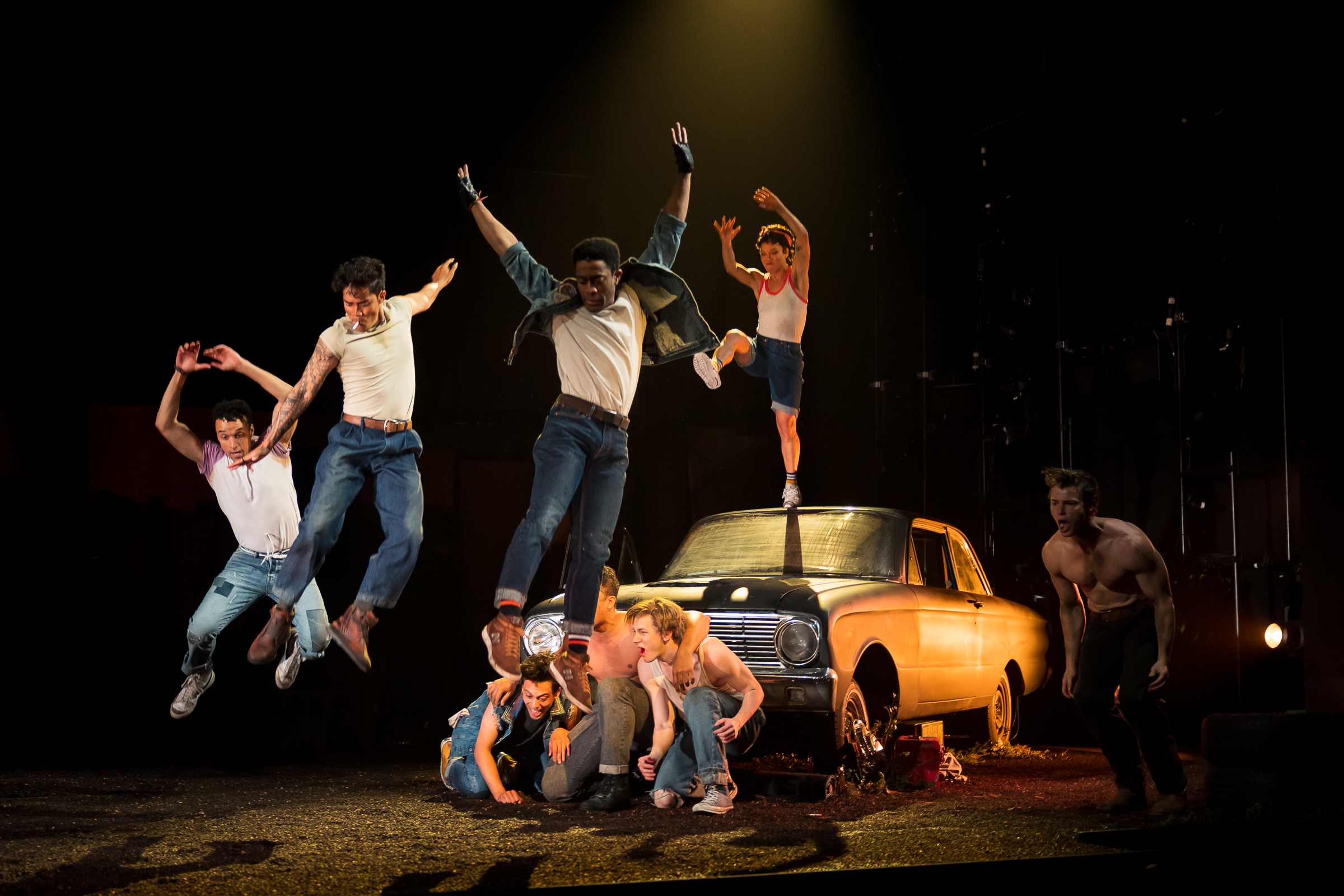The Outsiders Announces Complete Casting for Broadway Run ...
