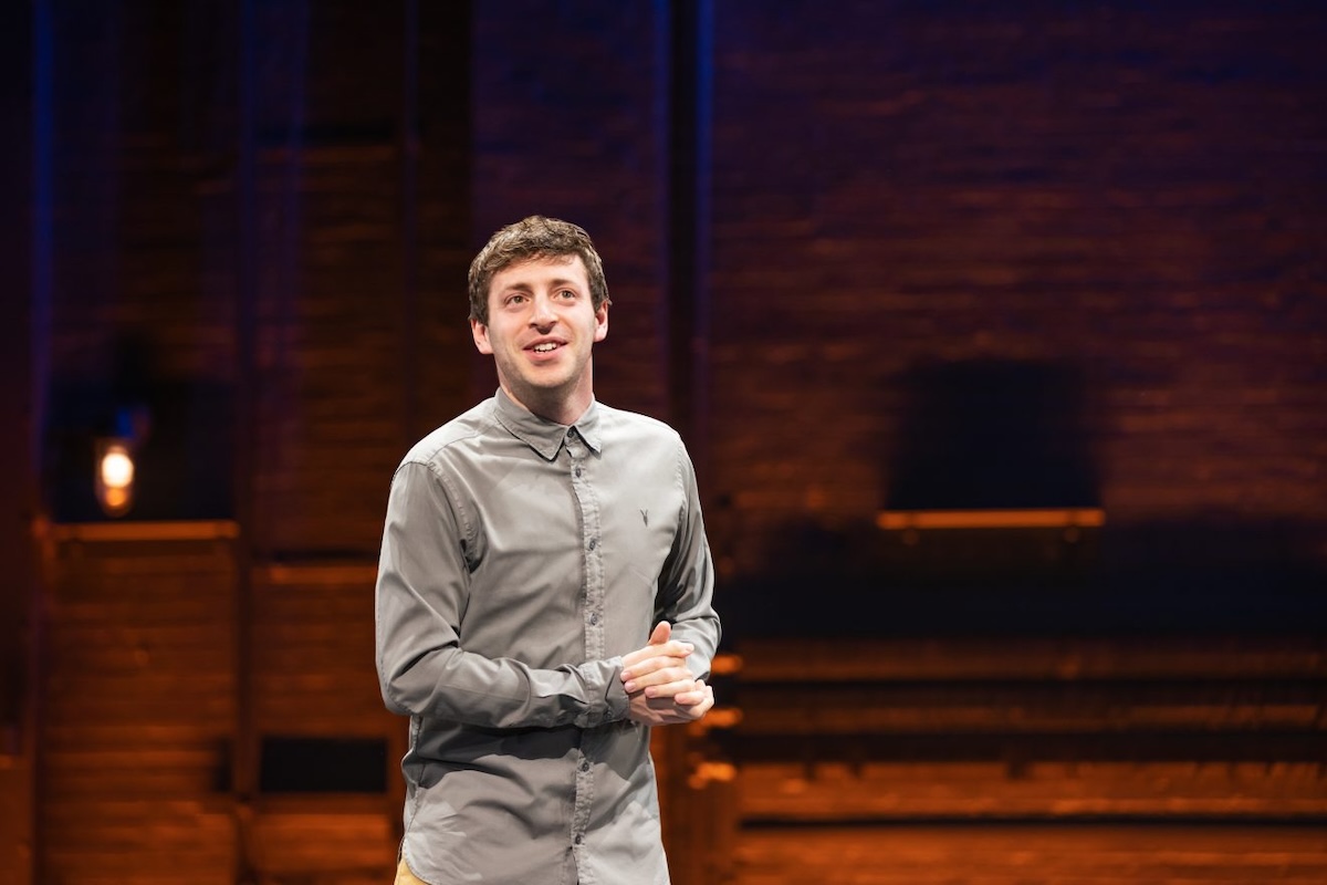 Alex Edelman to Receive Special Tony Award - TheaterMania.com