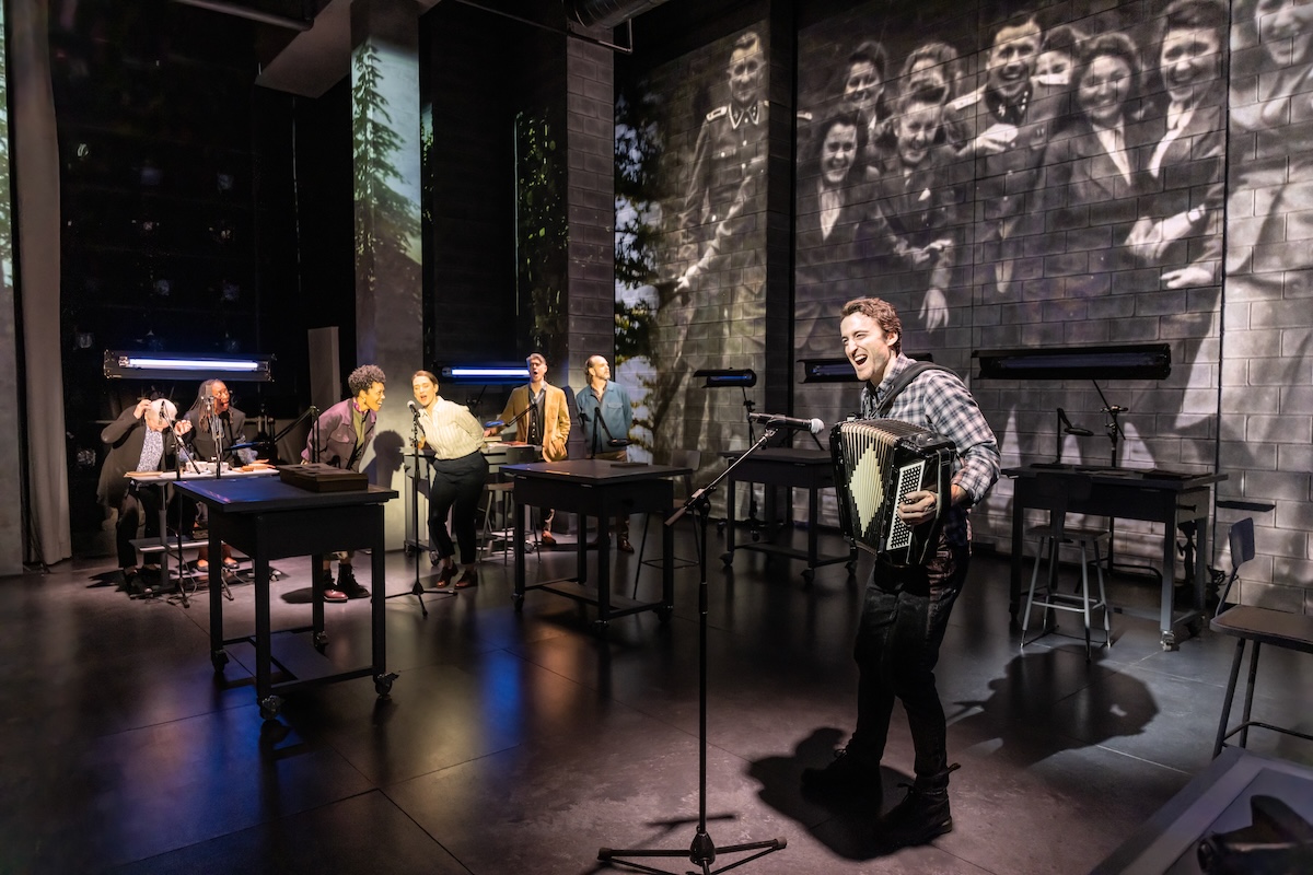 Review: Here There Are Blueberries Depicts Nazis at Play in Auschwitz ...
