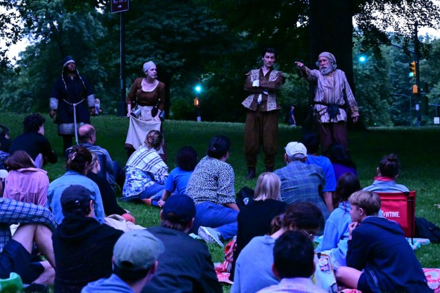 Review: Henry IV Takes Audiences for a Brisk Walk in the Park ...
