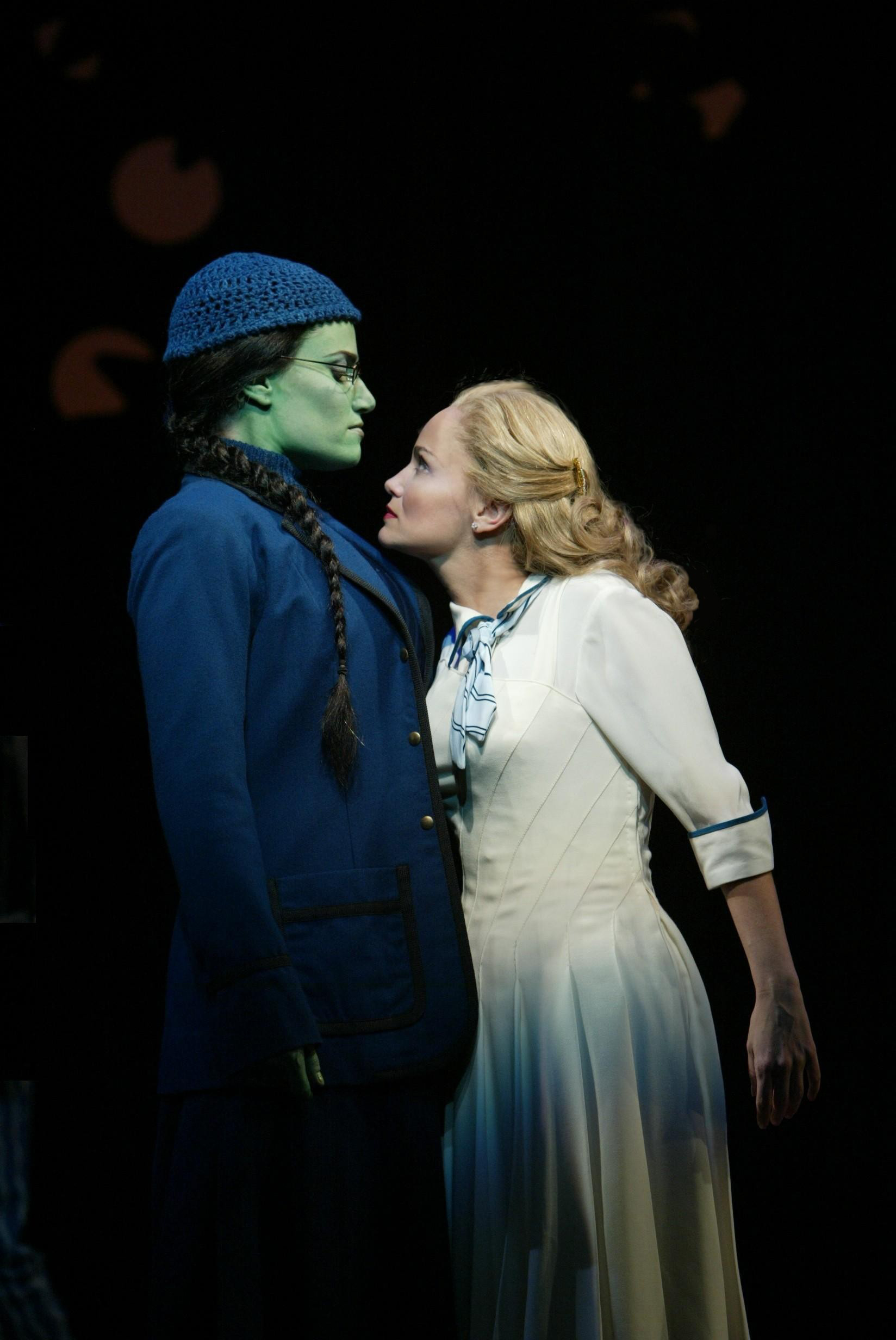 10 Musicals for Teens and Young Adults - TheaterMania.com