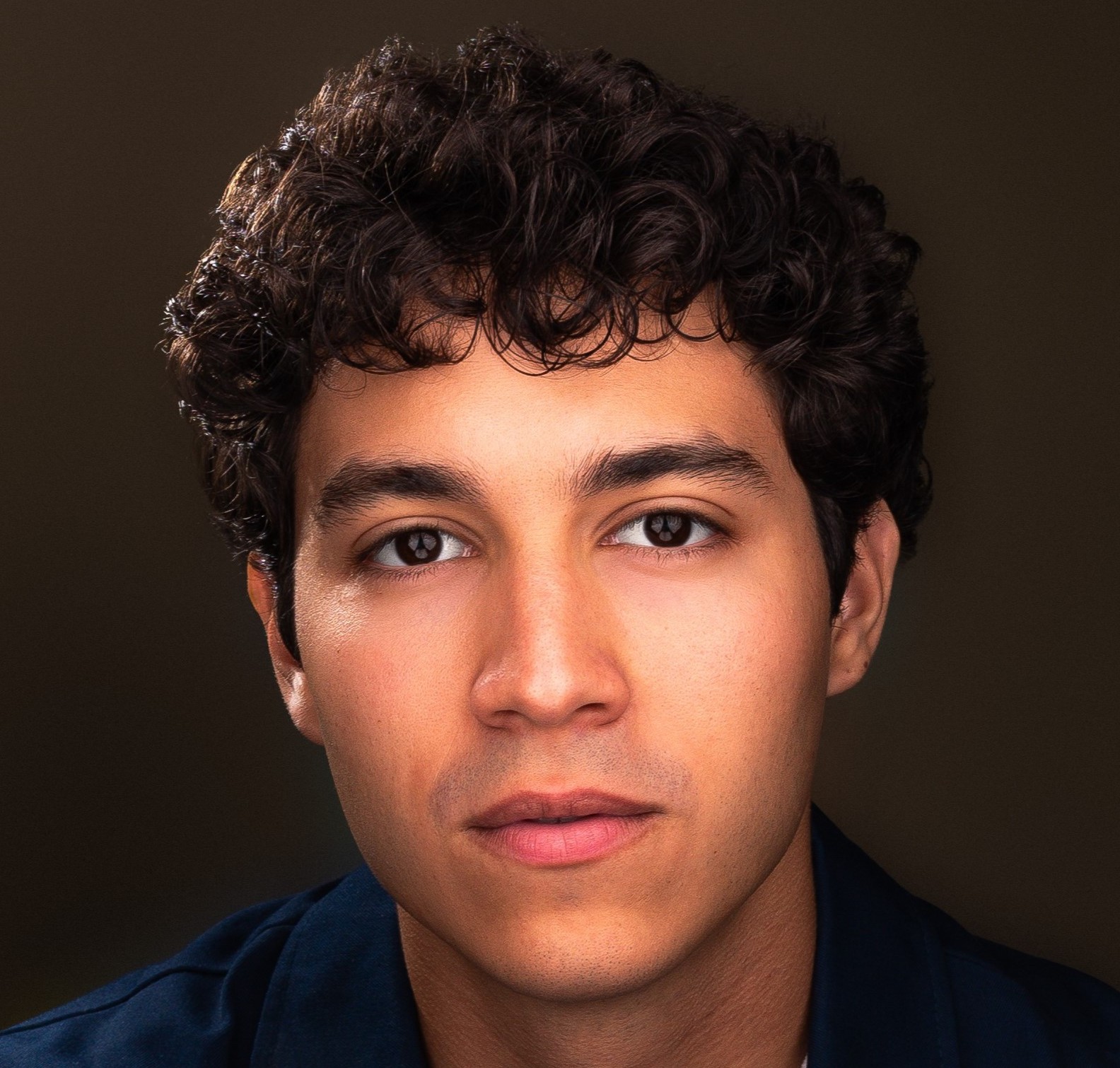 Anna Zavelson and Benji Santiago Will Make Their Broadway Debuts in The ...