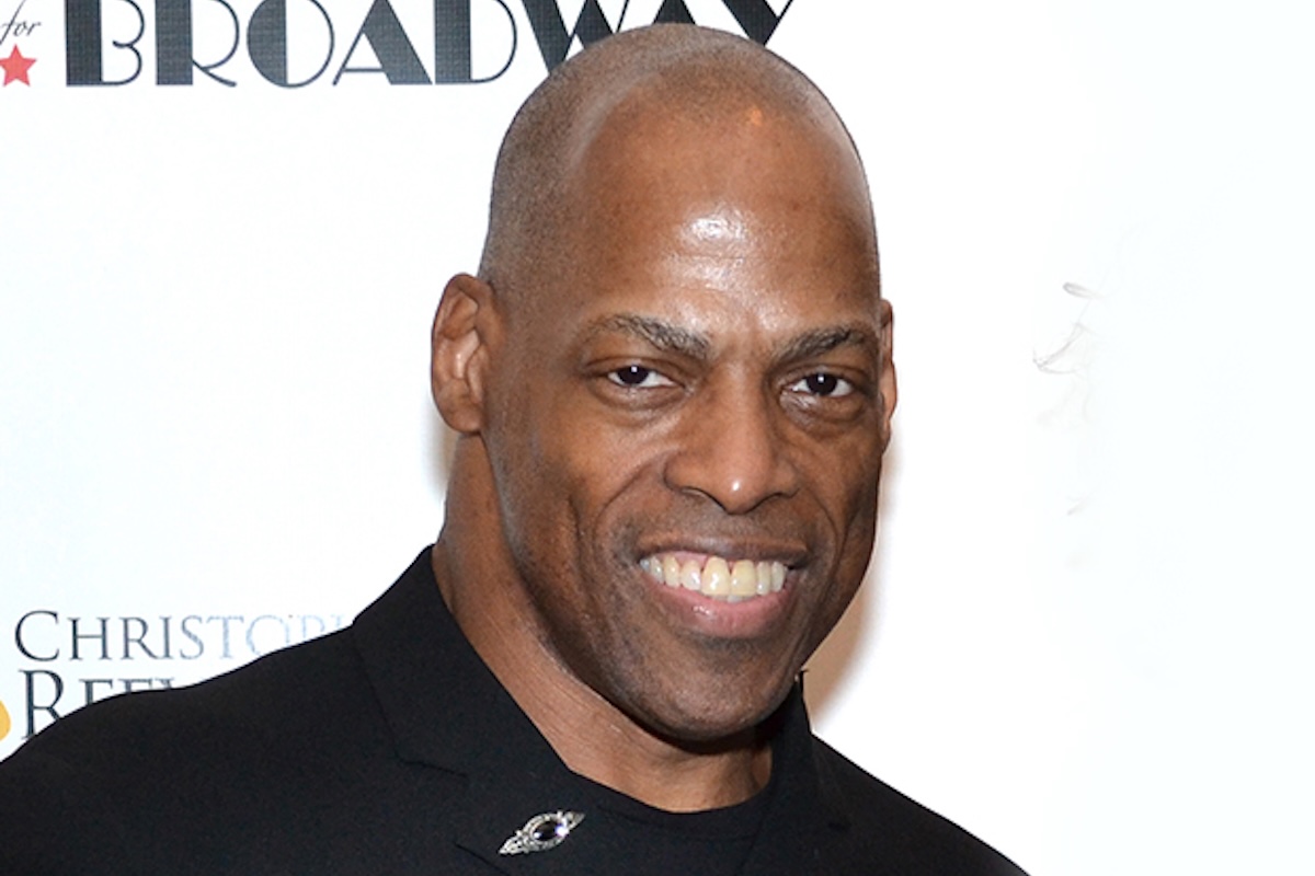 Broadway to Dim Lights for Adrian Bailey - TheaterMania.com