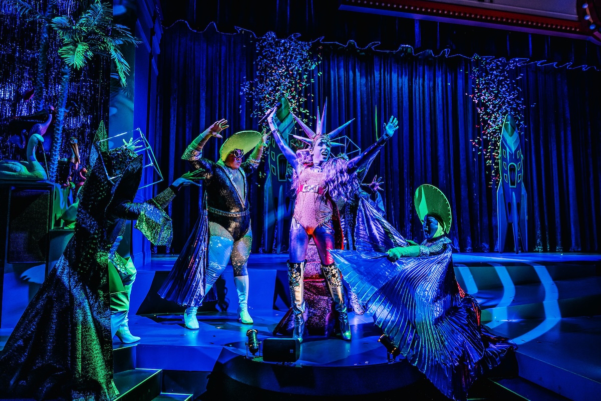 Review: Cheyenne Jackson and Kevin Cahoon in La Cage Aux Folles at ...