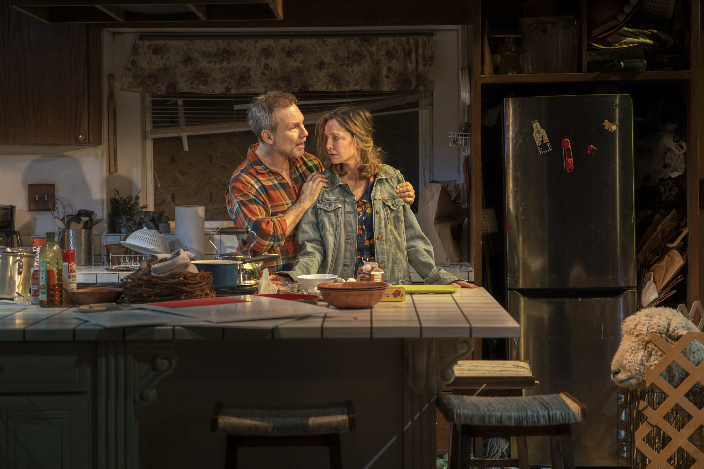 Review: Christian Slater and Calista Flockhart Fight With a ...