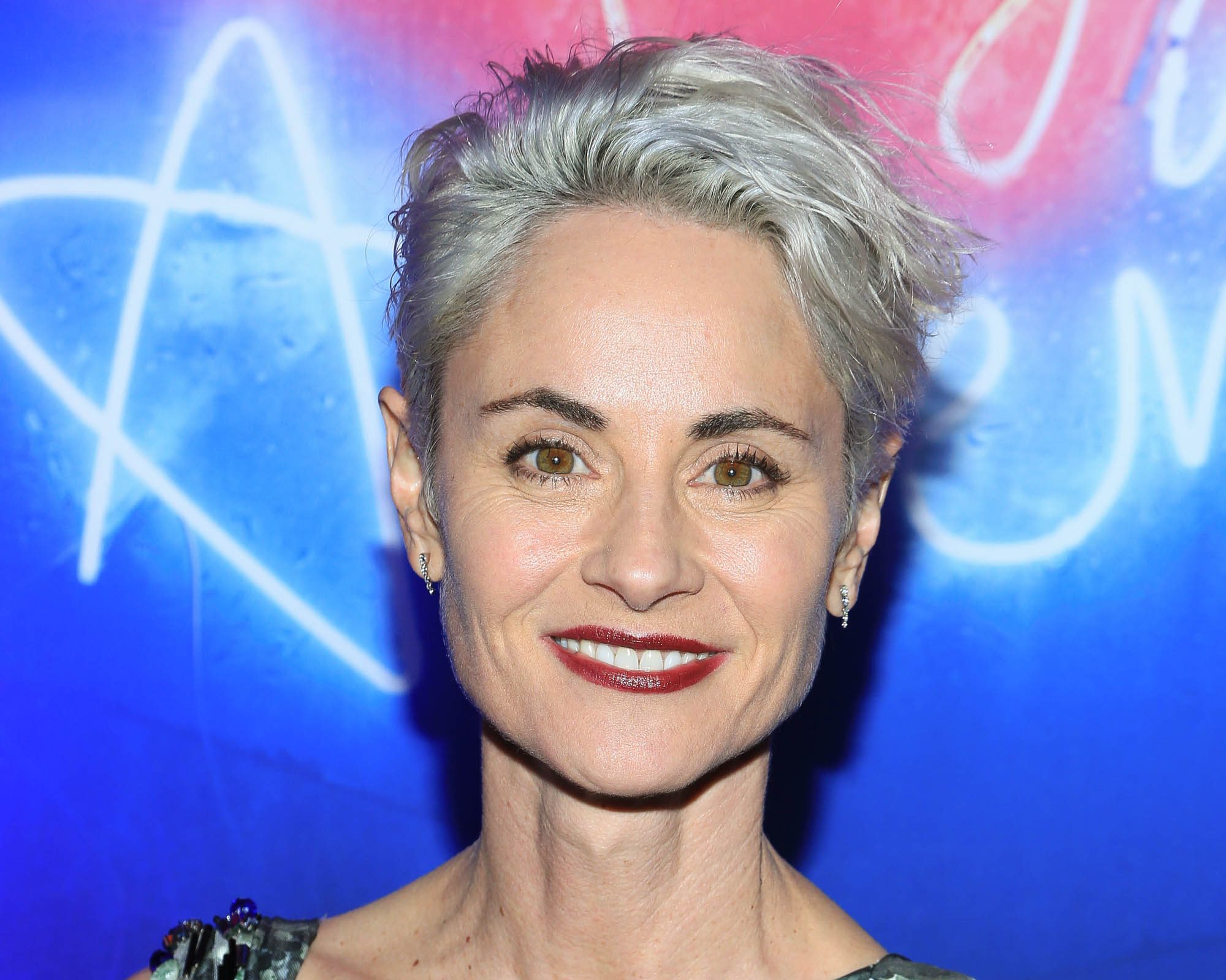 Beth Malone and More Join Cast of Dolly Parton Bio-Musical ...