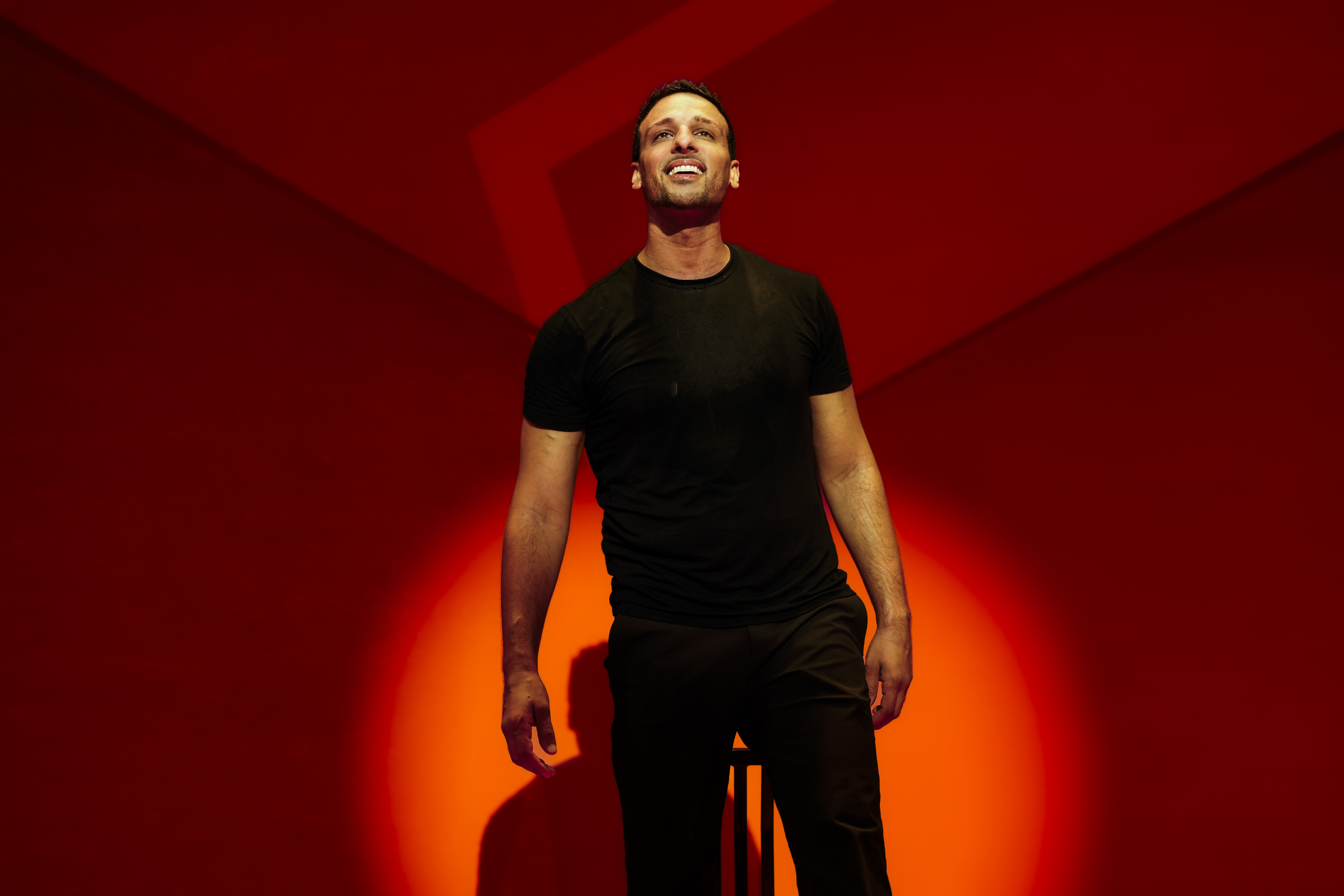Review: Ari’el Stachel Delivers Inspiration and Perspiration in His ...