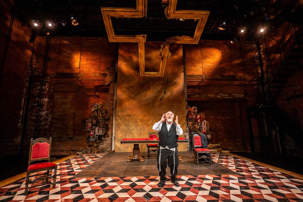 Review: In Playing Shylock, Saul Rubinek Confronts a Theater Ruled by ...