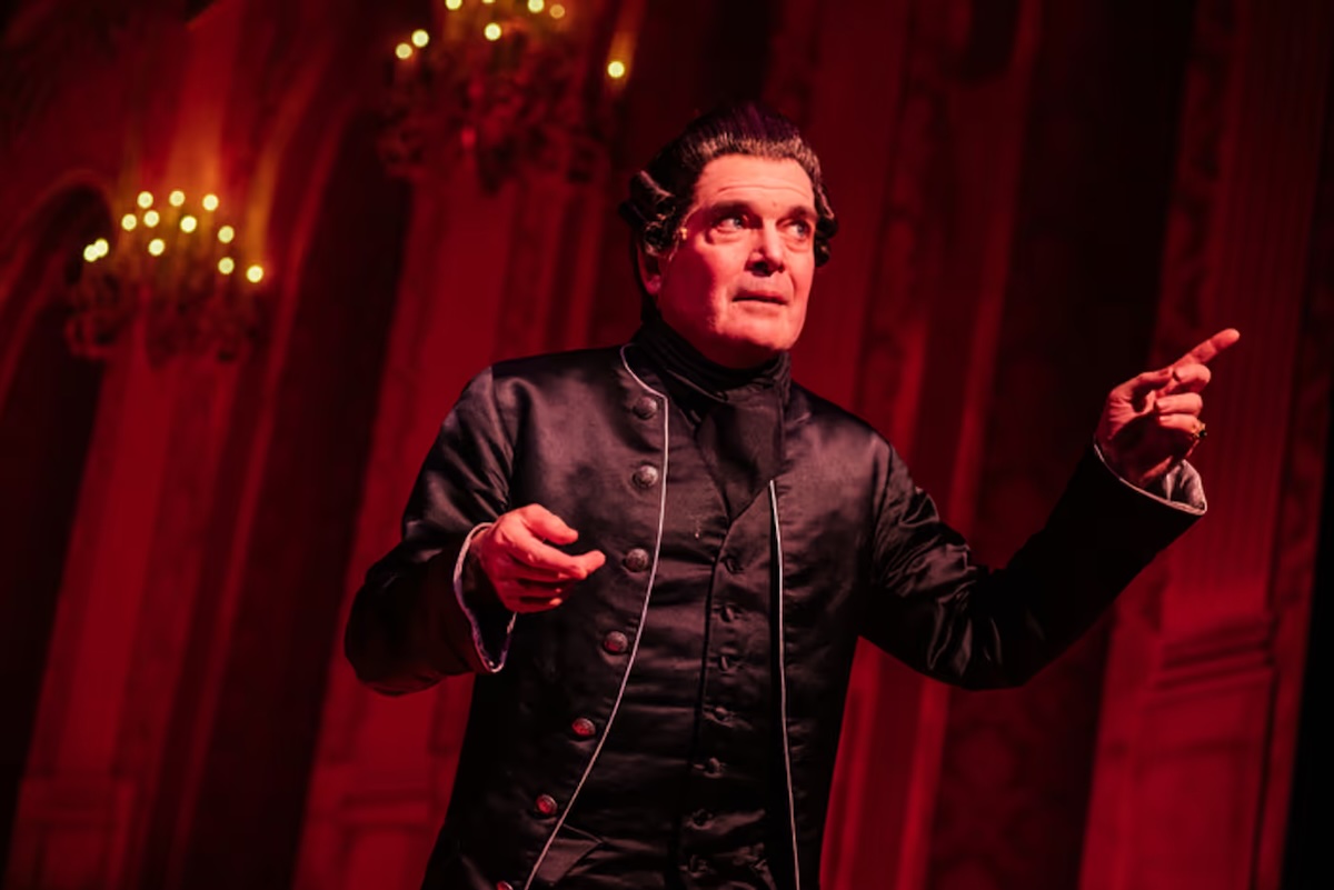 Review: Jefferson Mays Is Deliciously Diabolical as Antonio Salieri in ...